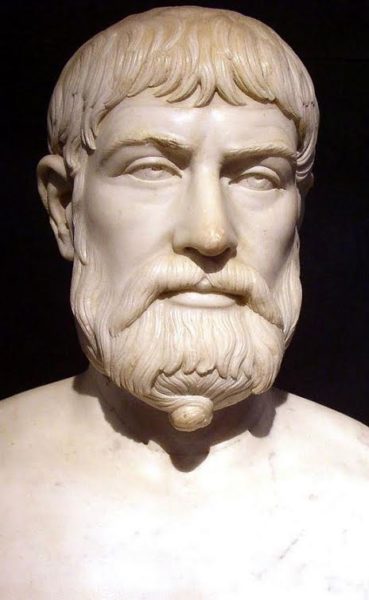 statues